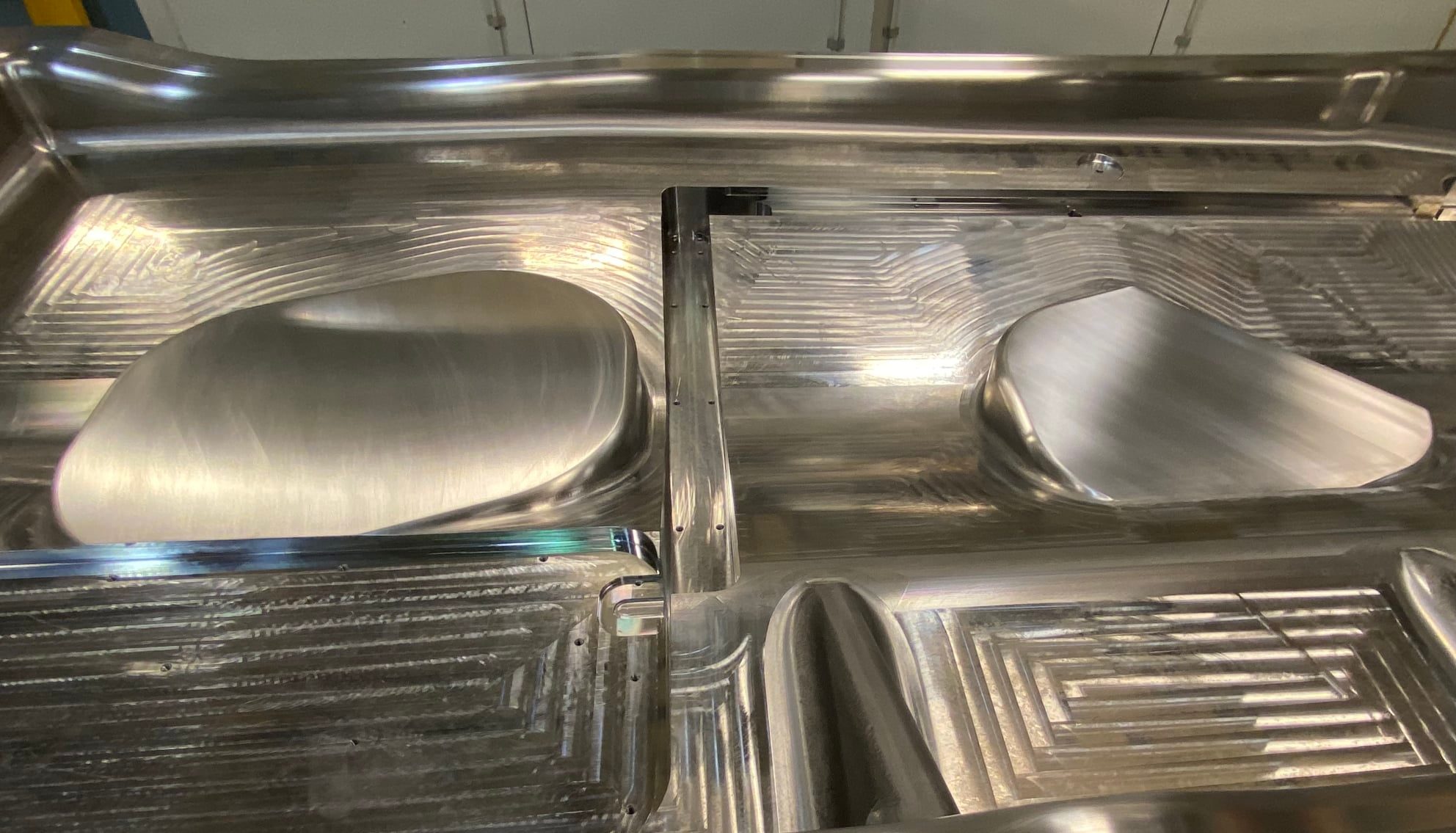 Metal Mold for RTM (Out of Autoclave) - Lucas Industries